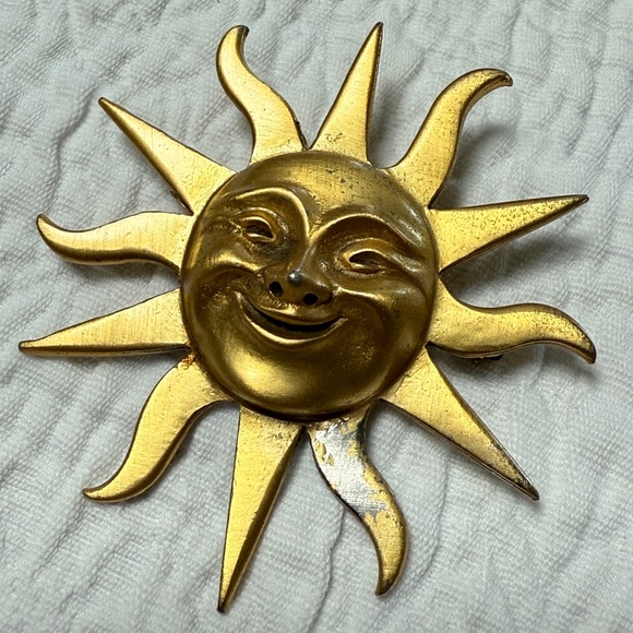 Alva Museum | Jewelry | Alva Museum Gold Tone Sun Face Brooch Repousse ...
